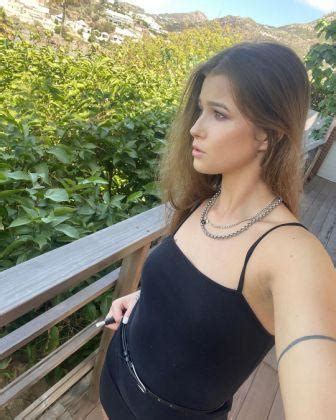 Olivia Sparkle Bio Age Height Weight Boyfriend