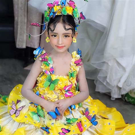 ชุดนี้ทำมาจากถุงปุ๋ยมีผ้าซับด้านในไม่คันแน่นอน จะใส่เป็นชุดถือป้ายหรือชุดรีไซเคิลได้หมด 26