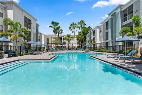 10 Incredible Apartment Pools In Orlando Rent Blog