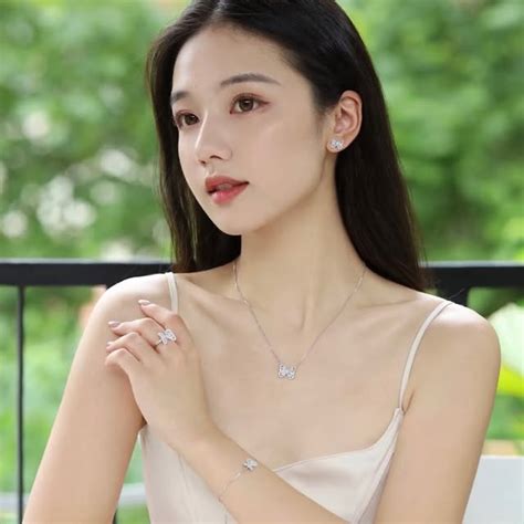 晨曦 Chenxi301 • Threads Say More