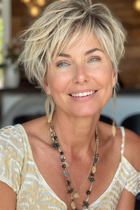 100 Elegant Short Hairstyles For Women Over 50 Artofit