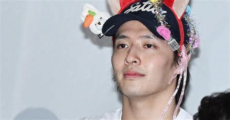 강하늘 여우 머리띠와 함께 장착완료 포토엔hd