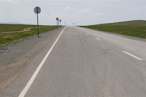 Өндөрхаан Норовлин чиглэлийн 130 км хатуу хучилттай авто замын ажил эхэлжээ