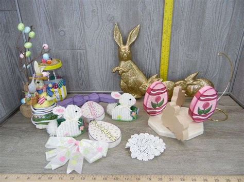 Brass Bunnies Easter Egg Tree Bunny Light And More Dunker Auction