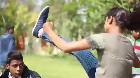 دفاع شخصی 5 دختران بالیوودی نماشا