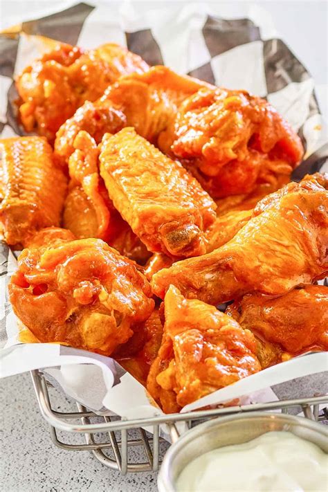 Bbq Hot Sauce Wings At Louise Mcmakin Blog