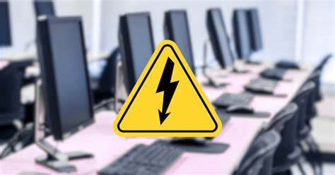 How Much Voltage Does A Computer Use Factors And Volts CloudWatt