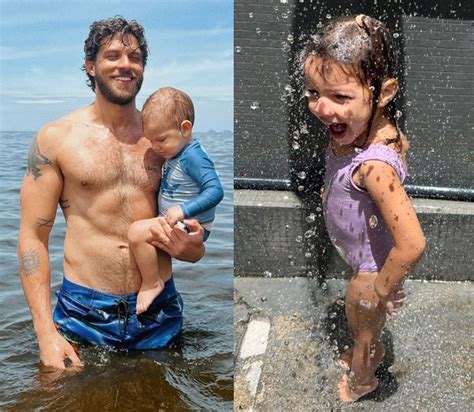 Chay Suede Se Diverte Em Dia De Calor Os Filhos Que Divide