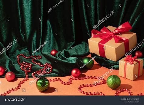 빨간 리본이 달린 선물 상자 반짝이는 스톡 사진 2509309219 Shutterstock