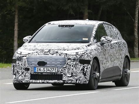 Audi A2 E Tron Neue Bilder Des Erlkönigs Auf Testfahrt Carwowde