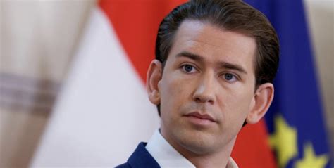 Австрийн Ерөнхий сайд авлигын хэргээр шалгагдаж байх үедээ өөрийн саналаар огцорч байгаагаа