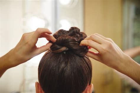 How To Do A Ballerina Bun PS Beauty