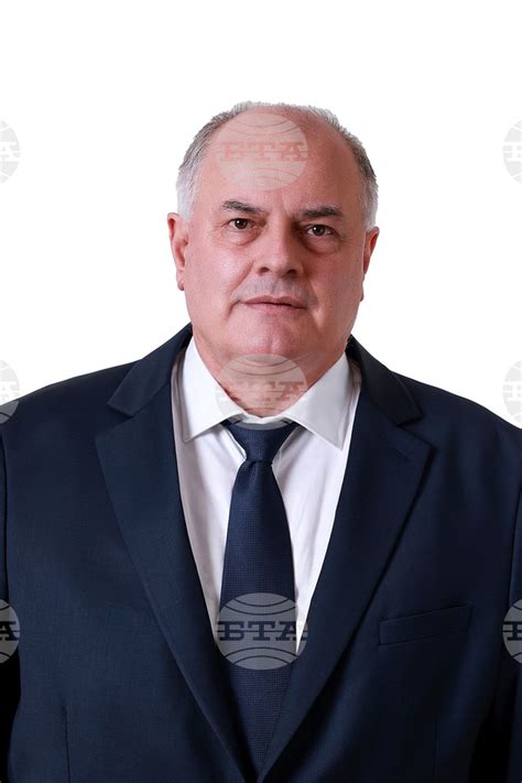 Атанас Стоилов печели нов мандат в Аксаково при 100 процента обработени протоколи Утро