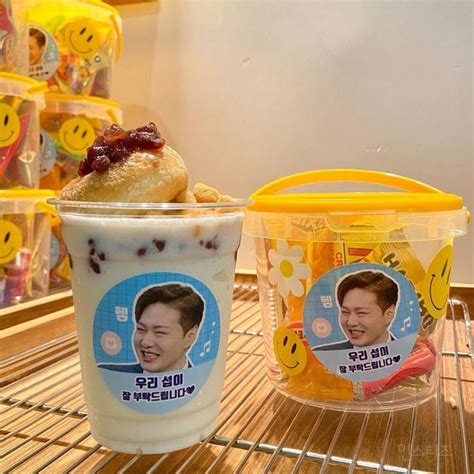 뮤지컬 멤피스 현장에 등장했던 역대급 커피 차 인증 사진  인스티즈instiz 이슈 카테고리