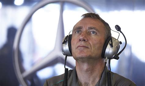 O Bob Bell φεύγει από τη Mercedes Drive