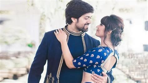 Yash And Radhika Pandits Sizzling Moments Caught On Camera Iwmbuzz