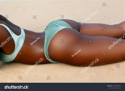 Ideal Black African Womans Butt Hips 스톡 사진 1342889924 Shutterstock