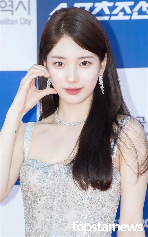 더쿠 청룡시리즈어워즈 수지 기사사진