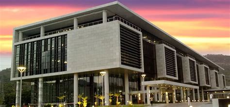 Choosing The Right Cladding Materials