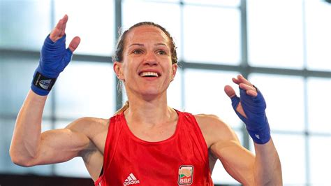 Станимира Петрова надигра европейска шампионка на старта в Краков