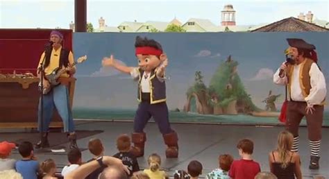Sharky And Bones From ‘jake And The Never Land Pirates Drop Anchor At
