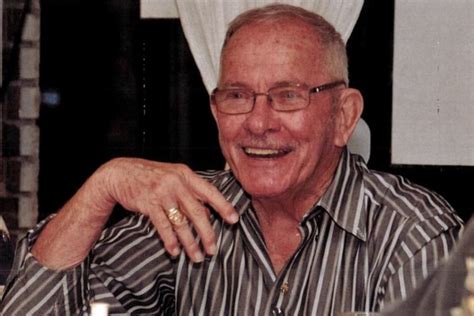 A Heartfelt Sendoff For Legendary Green Beret Billy Waugh