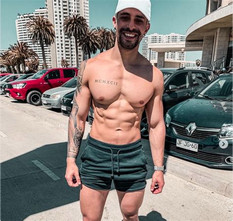 Ingeniero Renunció A Su Trabajo Para Dedicarse A OnlyFans Ahora Gana