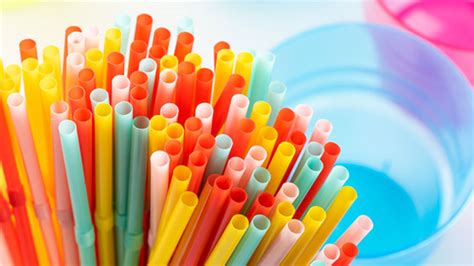 종이 빨대가 친환경플라스틱 빨대 금지 논란 왜