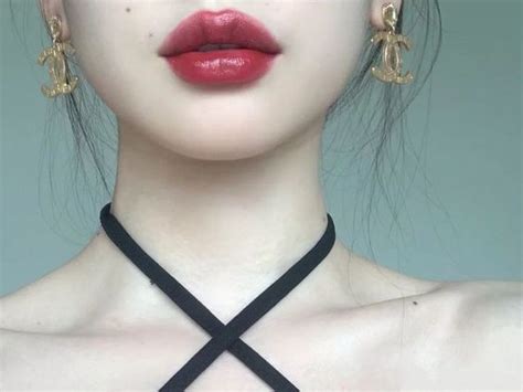 عکس لب دختر طبیعی برای پروفایل وبسایت ریکپ