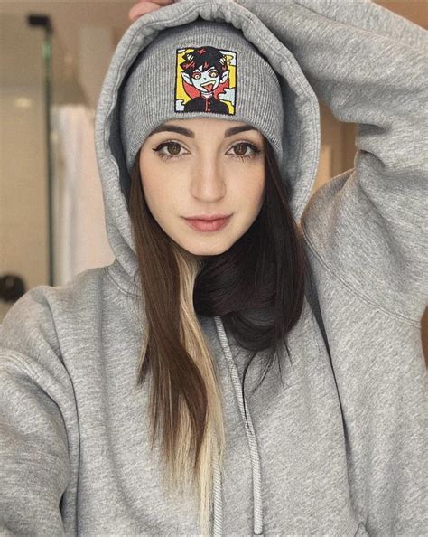 Shes So Cute Damn Scrolller Shes So Cute Damn Scrolller