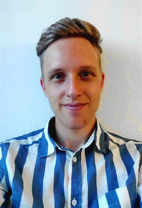 Erik Sandström • Home