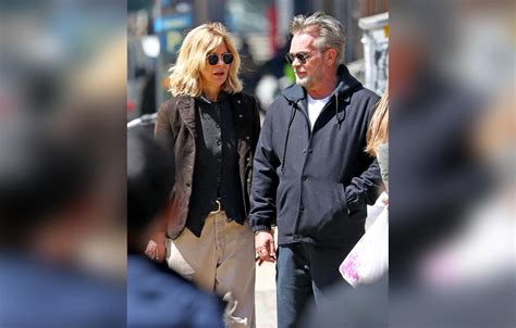 Meg Ryan S Biggest Secrets And Scandals Revealed Amid Split