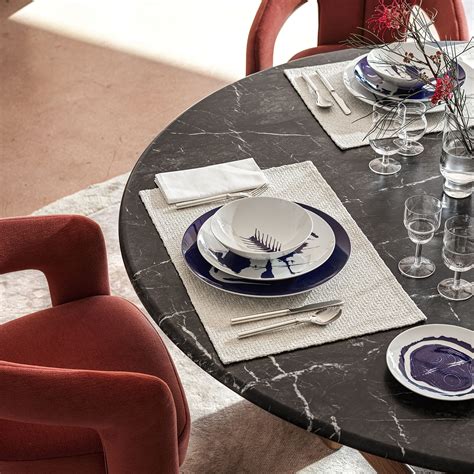 Alessia Giardino Designs Tableware Made From Dyed Concrete