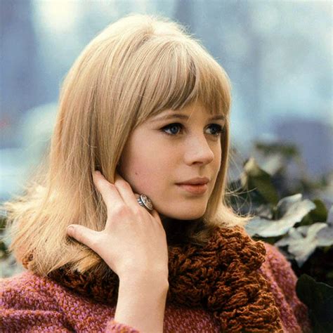 40 Beautiful Color Photos Of Marianne Faithfull In The 1960s ~ Vintage