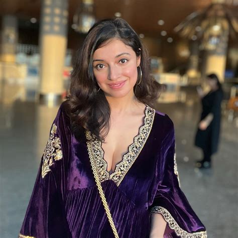 Divya Khosla Kumar R Desigentlemanboners
