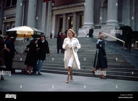 Dressed To Kill Year 1980 Usa Director Brian De Palma Angie Stock