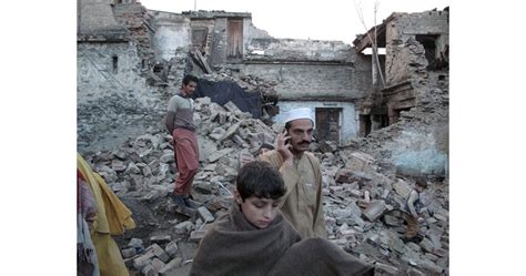 Стотици жертви на земетръс в Пакистан Афганистан и Индия обзор