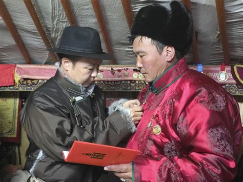 Vip76 Mn Улсын аваргуудын шагналыг гардууллаа