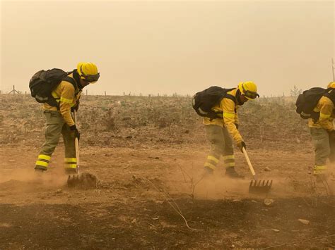 Fuerza De Combate De Cmpc Continúa Trabajando En Incendios Rurales Que