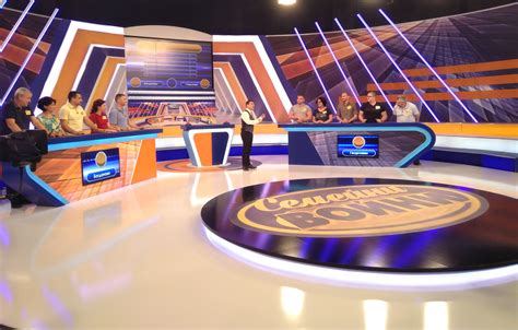 Семейни войни Снощи в Семейни войни участваха семейство Facebook