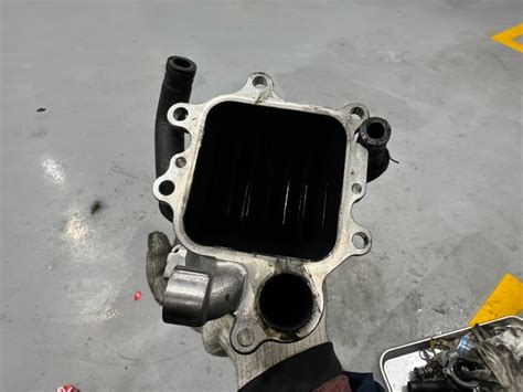 Bmw F07 5gt 오일누유 및 디젤메인터넌스 실린더헤드커버인젝터크리닝흡기크리닝오일필터하우징egr쿨러크리닝워터펌프