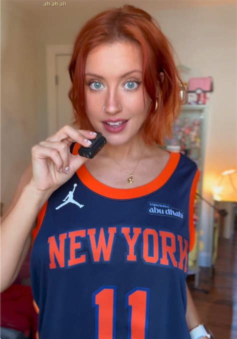 Reporting Live Its Sports Analyst Thousand Hunny With The Latest On