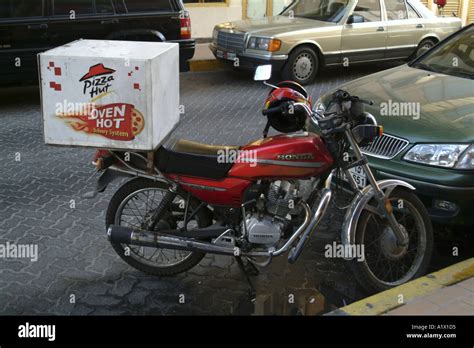Pizza Delivery Box Motorcycle At Jessica Dell Blog
