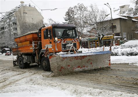 С 3 млн лв повече за зимното почистване на София