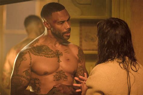 Omari Hardwick Chest