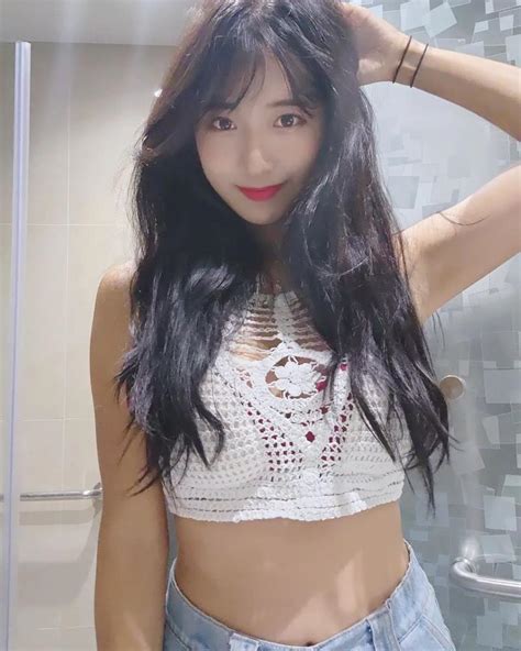 Smileeeee 🙂 Jinnytty