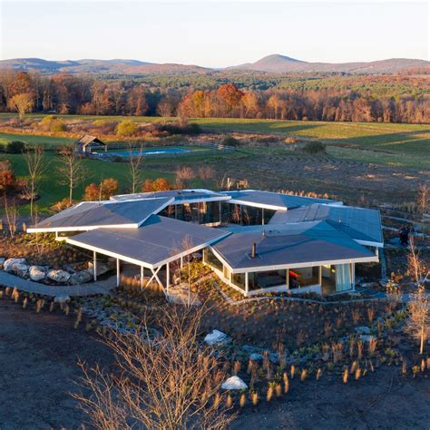 No Architecture Inserts Garden Folly Into New York Duplex Apartment