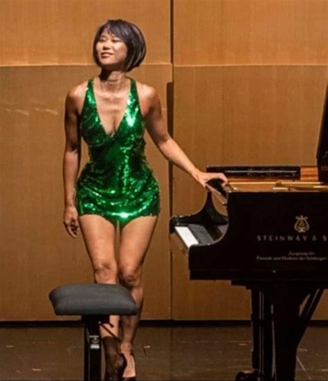 Yujas Legs In Green Ryujawang