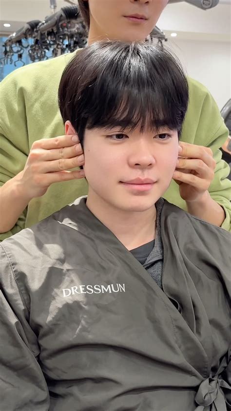 드레스먼 영제쌤 댄디컷 볼륨펌 시스루컷 볼륨매직 첫눈 같이 맞고 싶은 안경남 이미지컨설팅헤어컨설팅안경남남자머리컨설팅 훈남머리남친머리 Instagram