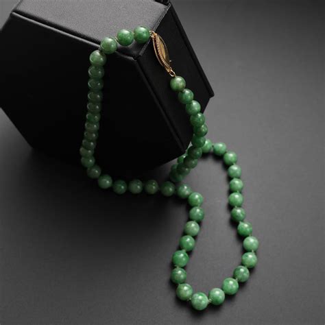 Jade Necklace Emerald Green Certified Untreated Jadeite Vintage Circa